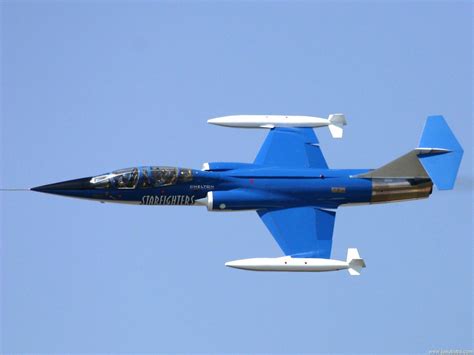 The Captain's Journal » Kelly Johnson, the SR-71 Blackbird, and Skunk ...